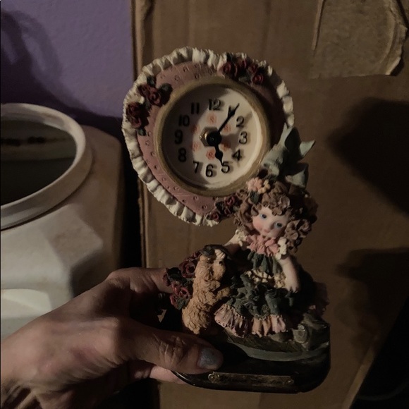 Accents | True Vtg Adorable Doll Clock | Poshmark